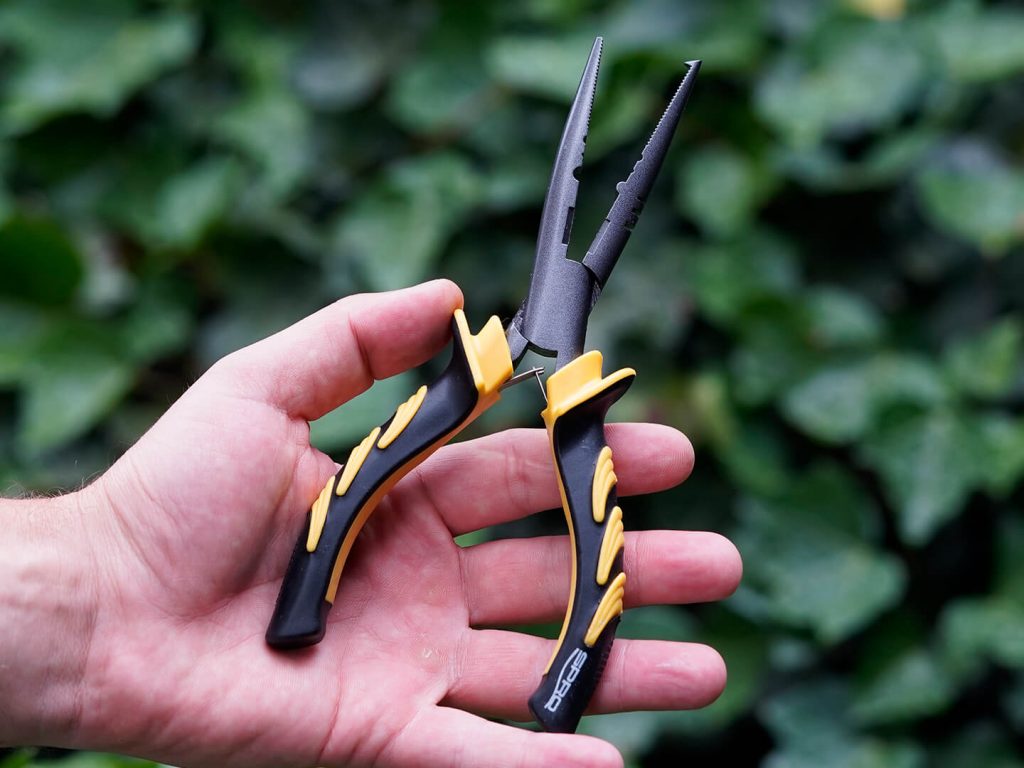 Splitring Pliers 18 cm - Produkte - SPRO Deutschland